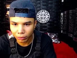 Cute Lex_king wants you to fuck his body now